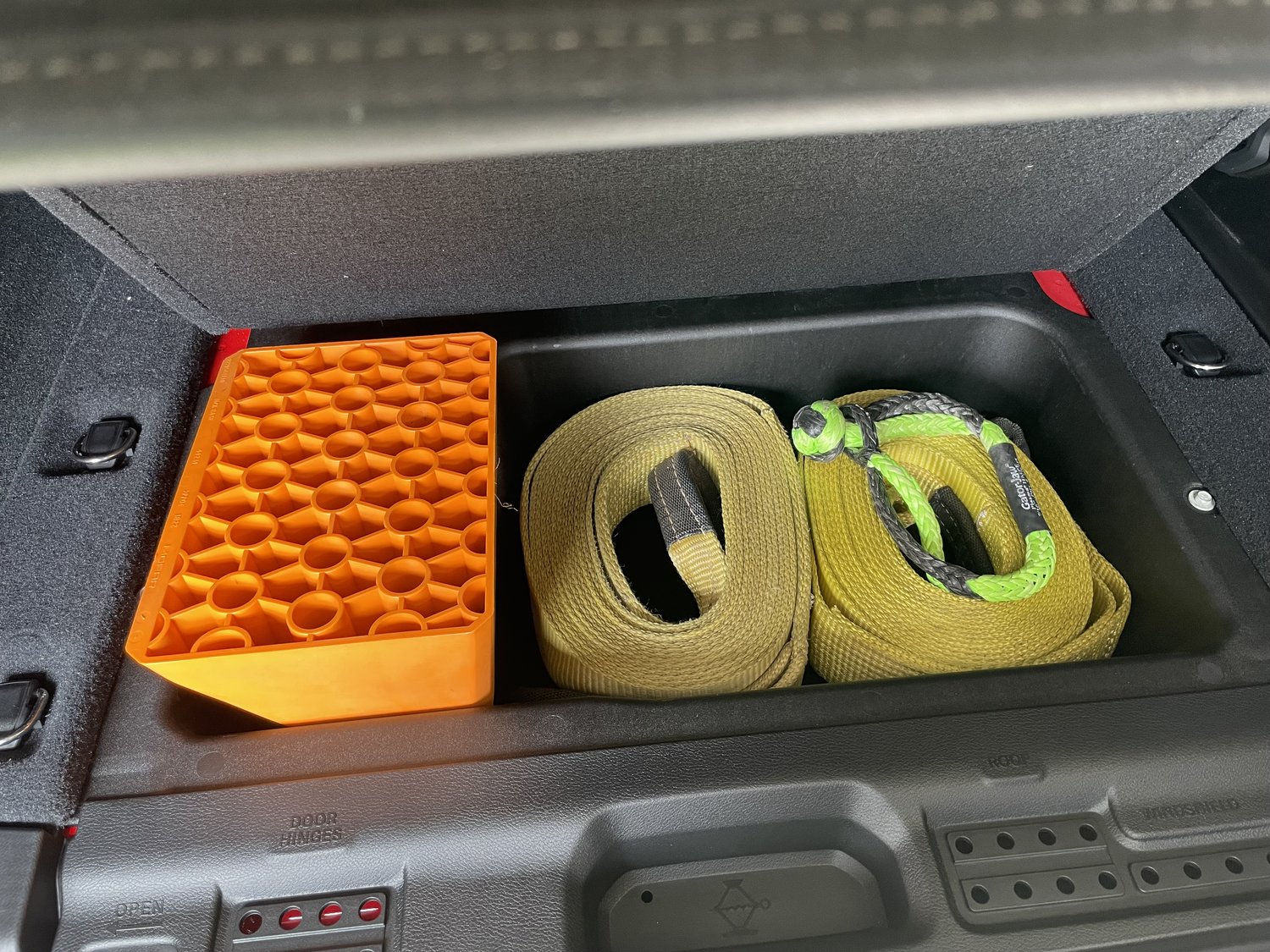 Mopar 82215637AB Jack Base for 18-20 Jeep Wrangler JL & Gladiator JT ...